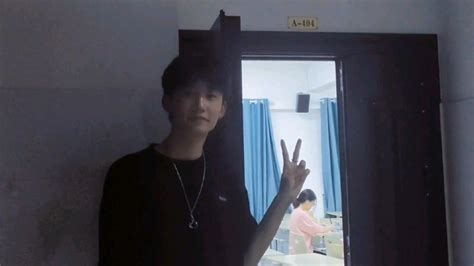 没有人能预测未来，但总有人后悔当初” 柒杯抹茶星冰乐 柒杯抹茶星冰乐 哔哩哔哩视频