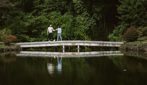 Joanne Shia And Jonathan Jones Wedding Website