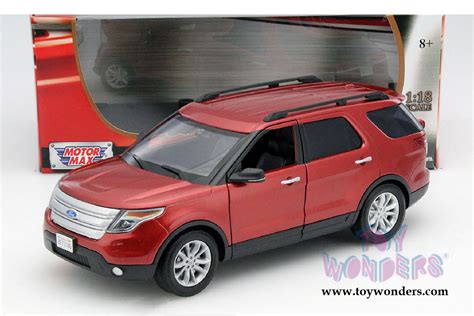 2015 Ford Explorer Xlt Suv By Motormax 118 Scale Diecast Model Car
