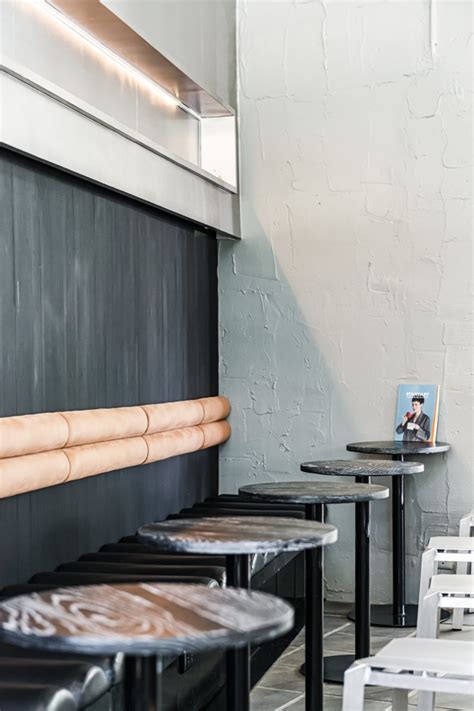 Liquid Objects พระราม 3 คาเฟ่สุดฮิปที่พร้อมเสิร์ฟกาแฟคุณภาพดีและเบเก