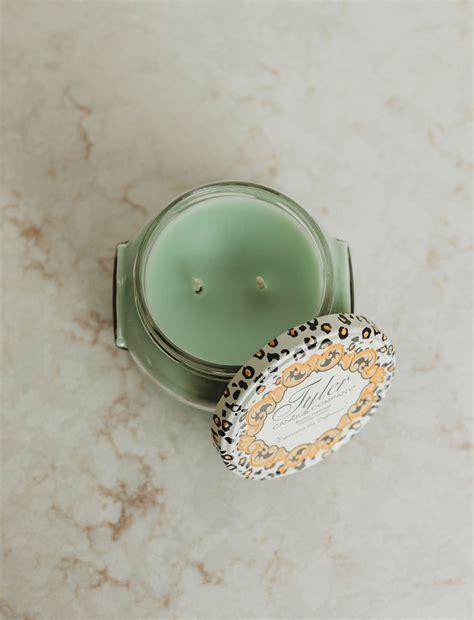 11 Oz Candles Cozymodern
