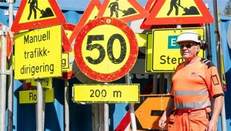 Når Jan Inge Går Ut Av Bilen Setter Han Seg I Fare