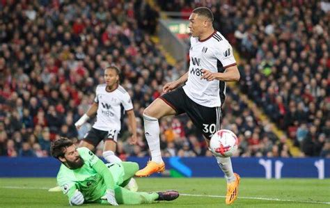 လီဗာပူးကို ဖျက်ဆီးချင်နေကြတဲ့ တချို့ ပရိသတ်တွေကြောင့်တော့ ရူးချင