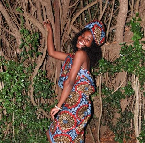 Casal Jovens Não Aguentei Com A Dança Então Com Apenas 21 Anos Minha Colega Já Confirmou Exxxx