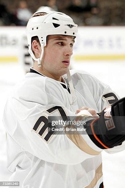 177 Anaheim Mighty Ducks Shane Obrien Photos And High Res Pictures