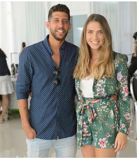 כוכבת הילדים וכוכב הכדורגל נפרדו