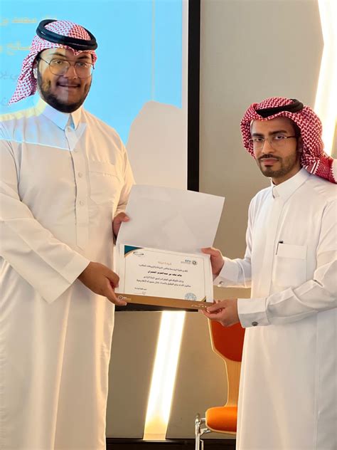 Khalid Al Omran On Linkedin Pictures Of Me And My Colleagues Receiving First Class Honors At King