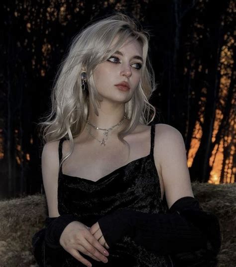Blond Goth Outfits Goth Hair Color Blonde Blow Dried Blonde Hair Alt