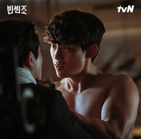 Chat With Jang Han Seok Nsfw Enjoy Free Unrestricted Ai Character Roleplay No Filter Flowgpt