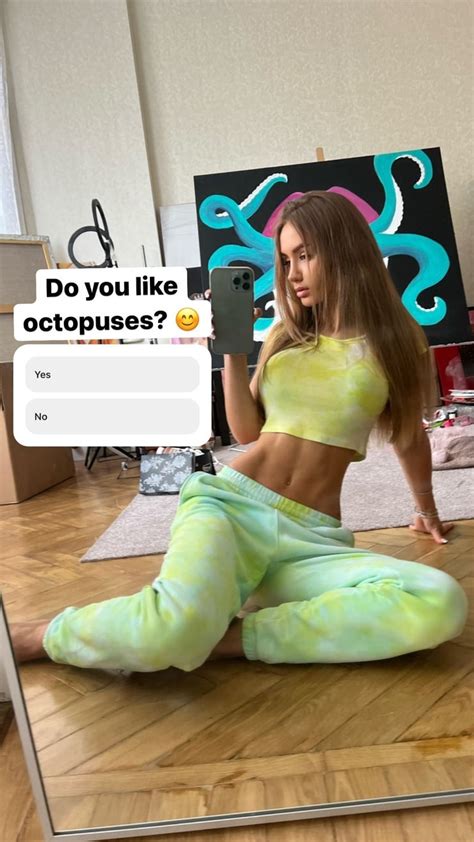 Valenti Vitell Image