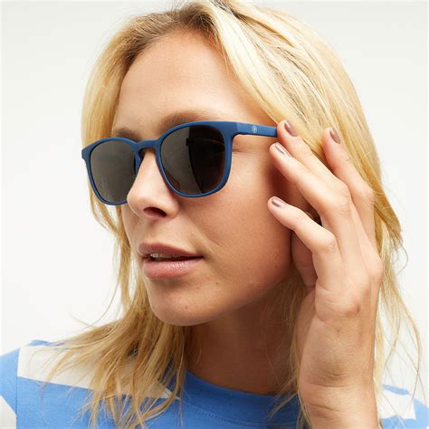 Dalston Rectangular Sunglasses Barner