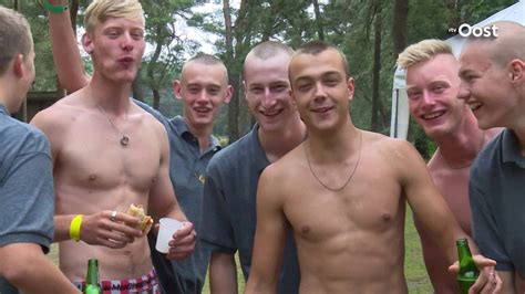 Jongerencampings Minder In Trek YouTube