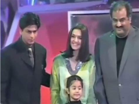 Srk Preity Zinta With Boney Kapoor And Young Janhvi Kapoor At Filmfare