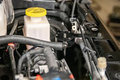 Corsa Performance Cc0002 Aluminum Oil Catch Can With Bracket For 18 24