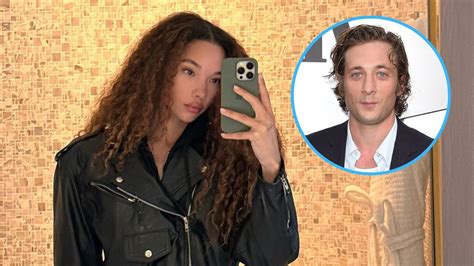 Meet Ashley Moore Amid Rumors Shes Dating Jeremy Allen White In Touch Weekly