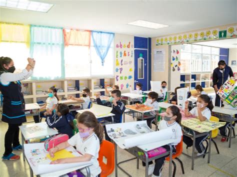 Colegio Privado Bilingüe Y Católico Cumbres Morelia 📚