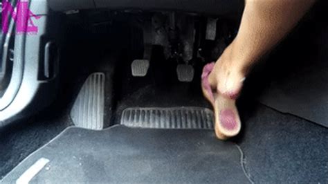 Revving Frenaticall Ford Focus In Floral Flops Then In Rose Patent