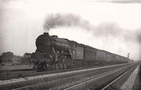Ex Lner Gresley Class A3 4 6 2 60069 Sceptre Near Overton Flickr