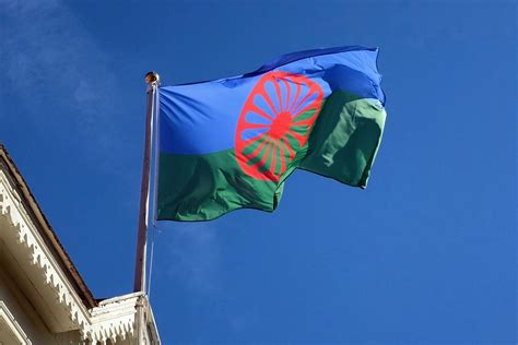 Gëzuar 8 Prillin Ditën Ndërkombëtare Të Romëve Komuna Saraj