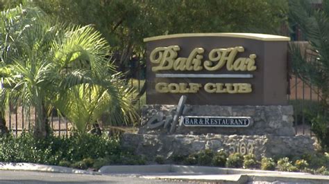 Bali Hai Golf Club The 19th Hole With Swaygolf