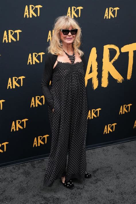 Goldie Hawn Wows In Lace Dress With Age Defying Appearance Hello