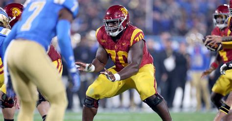 Top Usc Lineman Emmanuel Pregnon Is Entering Transfer Portal Los