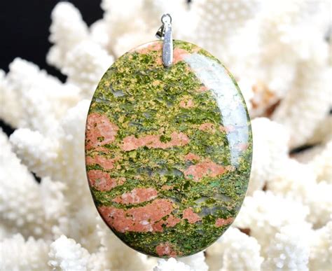 Everything You Need To Know About Unakite Jewelry Guide