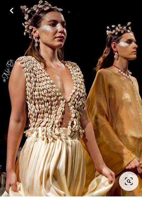 Pin By Myrna On Enregistrements Rapides Fashion Outfits Fashion Line