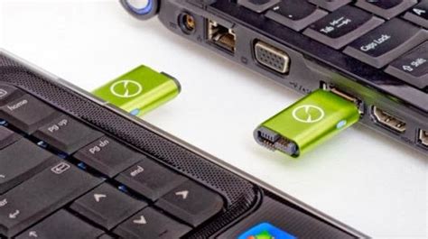 automatically copy files when usb drive connected to your pc