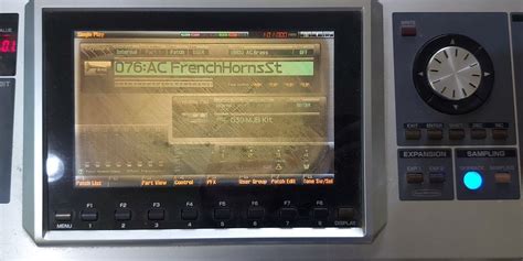 Roland Fantom G8 Synthesizer Workstation 88 Key Hammer Action Keyboard