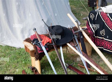 Medieval Cutting And Stabbing Weapons Medieval Festival Spectaculum