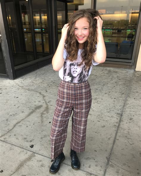 Starlet Arcade Zoe Colletti