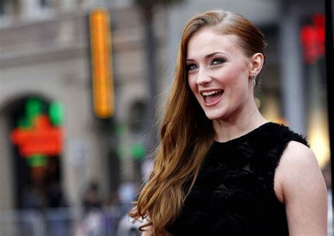 Download Depth Of Field Blue Eyes Redhead Braid English Actress