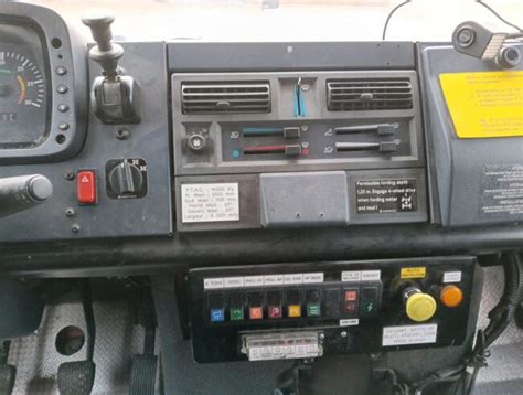 Unimog U 5000 Mercedes Benz 4x4 Type 4374 4000 Ltr Lier Winch