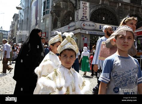 Circoncision Garcon Banque De Photographies Et Dimages à Haute Résolution Alamy