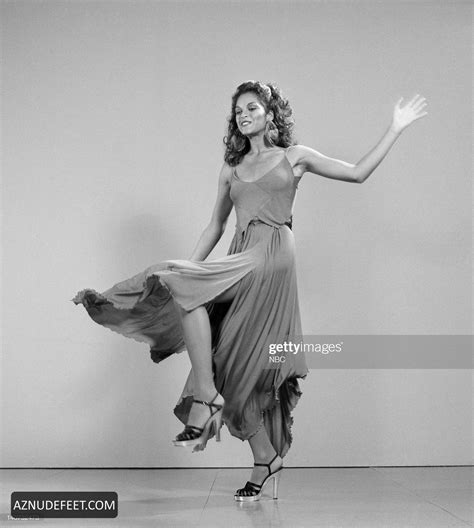 Jayne Kennedy Feet Aznudefeet