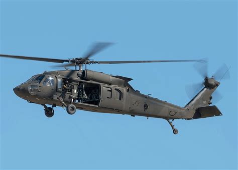 Sikorsky Uh 60 Black Hawk