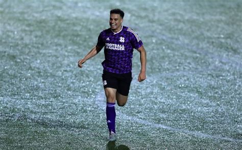 Love Islands Toby Warns Fans To Slide Into Dms Before He Gets Plastic Surgery Daily Star