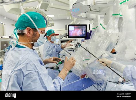 Surgical Treatment Of Prostate Cancer Radical Prostatectomy Da Vinci
