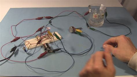 Flasher Circuit With Diy Electrolytic Capacitor Hackaday