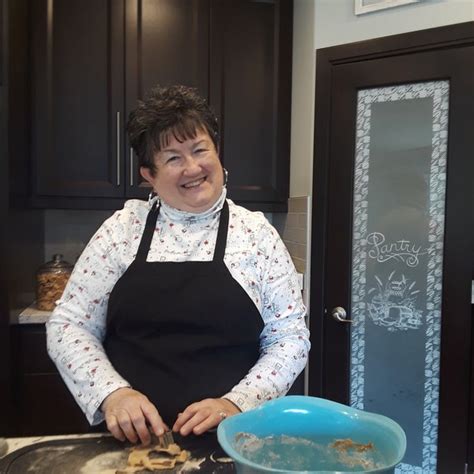 Classmate A Paper Pattern For A Great Folding Carry All For Sewing Class By Atkinson Designs