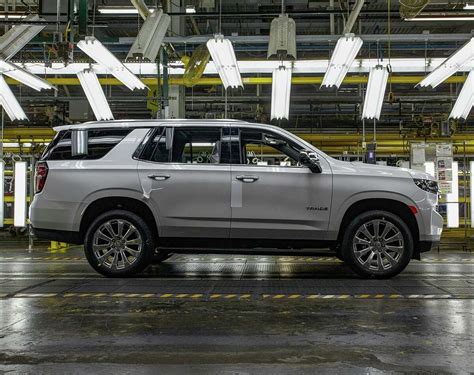 Uaw Strikes Gms Arlington Suv Assembly Plant