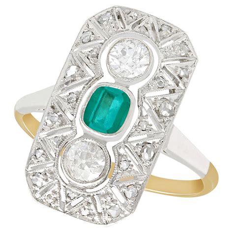 Antique 1920s Emerald And Diamond Yellow Gold Twist Ring At 1stdibs