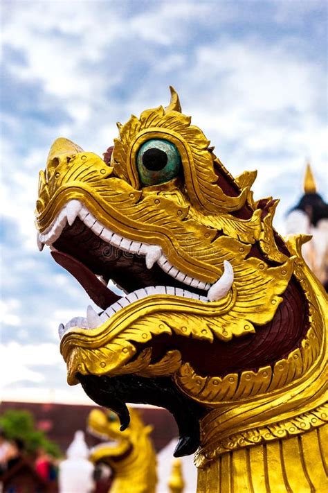 Buddhism Dragon stock photo. Image of architecture, head - 13188348