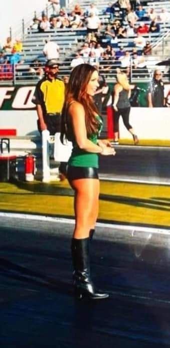 Pin By Clay Shill On Drag Racing Back Up Girls Drag Racing Nhra Sport