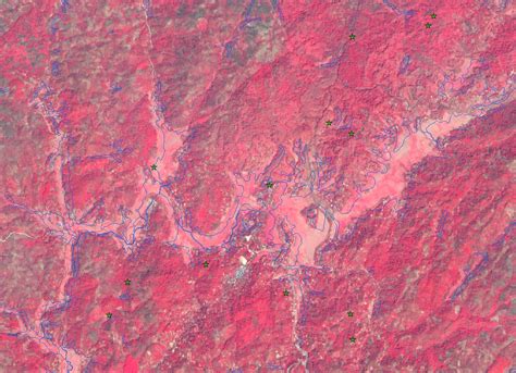 Arcgis Desktop Satellite Imagery Tiles Not Aligned Geographic Information Systems Stack Exchange