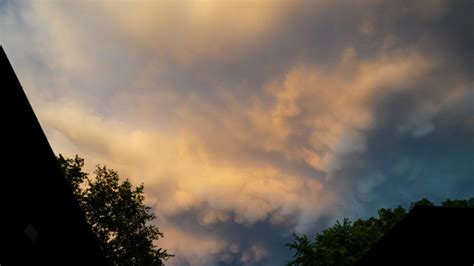 What Are Those Clouds Different Cloud Types May Hint At Weather Ahead