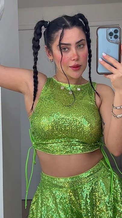 نازنینهمدانی Nazaninhamedani عشوه های نازنین همدانی پور و رقص ایرانی در لندن دنسبت