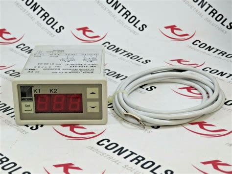 Rittal Sk3114 115 Digital Temperature Indicator Controller 115vac