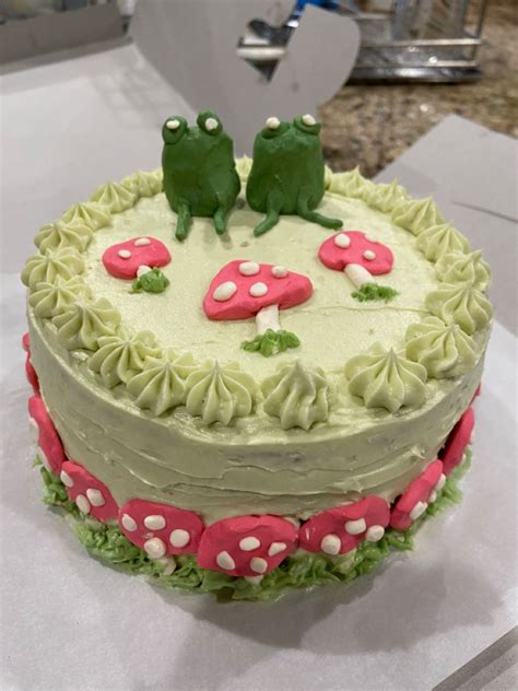 Matcha Frog And Mushroom Cake